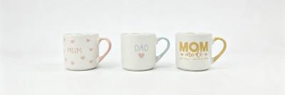 China Family Mum Dad Mom Mode Ceramic Mug Set, 3‑Pack Heart‑Print Coffee Cups with Colored Handles for sale