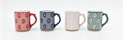 China Vintage Striped Christmas Ceramic Mug Set of 4, Embossed Holiday Pattern Coffee Cups for sale