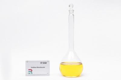 China Sorbitan Monolaurate or sorbitan laurate  C18H34O6  HLB value 8.6  amber viscous liquid  wetting agent  emulsifier  stabilizerr for sale