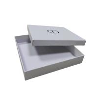 China Luxury Cosmetic Paper Box with 4 color printing embossing debossing and window cutting customizable to product dimensions for sale