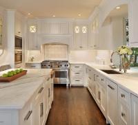 China Commercial Kitchen Cabinets Lacquer Finish Home MDF Shaker Style Kitchen Cabinet for sale