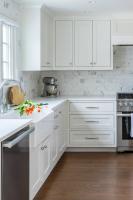China Commercial Kitchen Cabinets Lacquer Finish Home MDF Shaker Style Kitchen Cabinet for sale