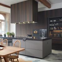 China Single Wall White Lacquer Cabinet Large Island Custom  Matte Black Cabinet Hardware for sale