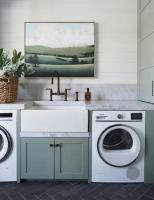 China Modern Light Luxury Solid Wood High Quality Customized Laundry Cabinet For Villa for sale