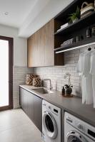China Plywood Laundry Closet  Lacquer Laundry Room Organization System 2D 3D for sale