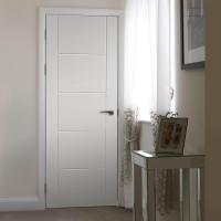 China Luxury Interior Wooden Door Good Quality Waterproof Hotel Interior Room Door for sale