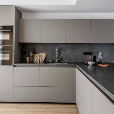 China Factory Direct Modern Kitchen Cabinets, Custom Sizes Available, Full OEM and ODM Solutions for Global Distributors for sale