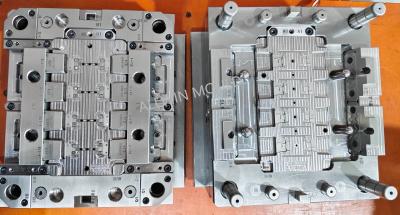 China EDM Small Annealing Plastic Injection Mold Parts Assembly for sale
