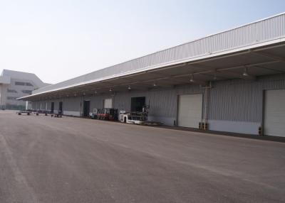 China Large Span Logistics Steel Structure Warehouse Pre Engineered Customized for sale