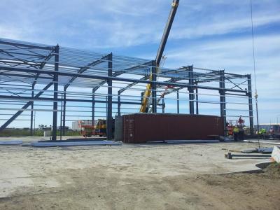 China Ridge Portal Frame Light Weight Steel Warehouse Construction for sale