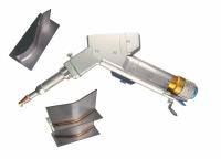 China Customized 3000w Handheld Welding Head With Touch Screen Digital Control for sale
