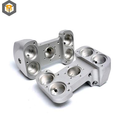 China Custom Manufactured Metal Iron Lathe CNC Machining Service for Motorcycle Accessories for sale