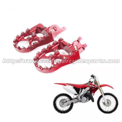 China Aluminum Alloy Wide Dirt Bike Foot Pegs With Stainless Steel Sharp Teeth For Honda for sale