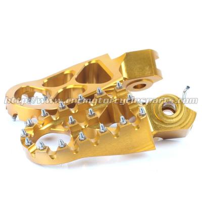 China Motorcycle Parts Dirt Bike Foot Pegs With Optional Standard Grip Teeth Set for sale