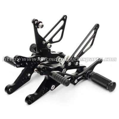 China Lightweight Yamaha R1 RearSets , Motorcycle Spare Parts With Laser Printing Logo for sale
