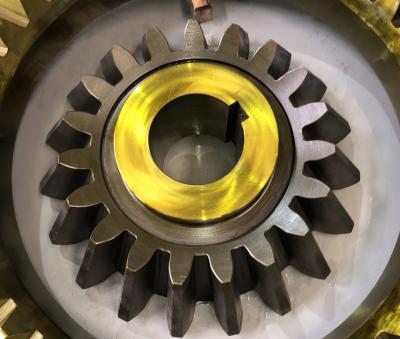 China Heavy Duty Bevel Gear 15 Teeth Ground Surface Finish Module 1.5 Steel HRC 58-62 for sale