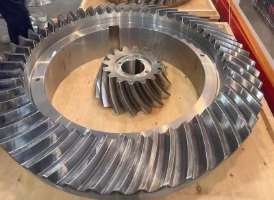 China Customized Spiral Worm Gear with Tailored Teeth Number and Surface Finish for Heavy Machinery for sale