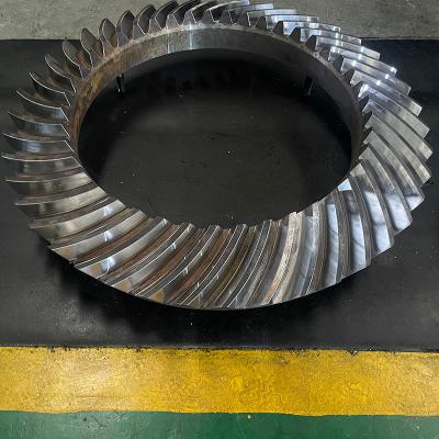 China Custom Spiral Bevel Gear HB260-320 Hardness Tooth Profile Based on Drawings Heat Treatment for sale