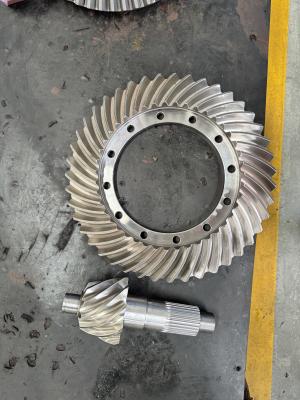 China Ruida High Precision Spiral Bevel Gear 800mm Diameter for Crusher Reducer Accessories for sale