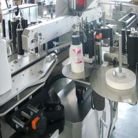 China Double Sided Automatic Front Back Sides Flat Labeling Machine For Square Plastic Gallon for sale