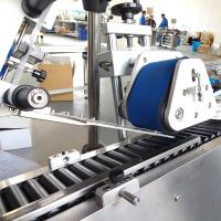 China Factory Direct YM215 Full Automatic Bottle Labeling Machine Vial Labeling Machine With Feeding Device for Paintbrushes for sale