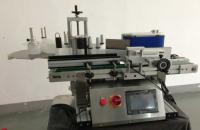 China Mitsubishi PLC SS304 Small Bottle Labeling Machine Automatic Label Applicator For Bottles PET Plastic for sale