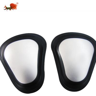 China Fashion Design Metal Shoulder Protectors for Protection and Style in Black for sale