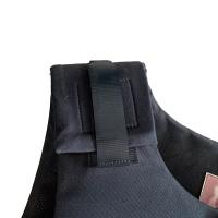 China Black Safety Gilet for Horse Riders Lightweight Comfortable Equestrian Vest 1.2 KG for sale
