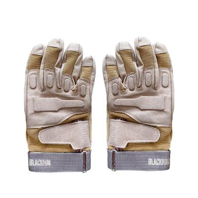 China Seasonal Must-Have Khaki Hand Protection for Outdoor Activities in Winter for sale
