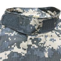 China Customized Men's Breathable Sports Uniform with Basic Protection Class and Function for sale