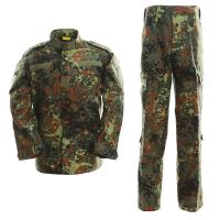 China G2 Frog Suit Shirt Pants Uniform with Knee Brace Equipment 7 Days Sample Order Lead Time for sale