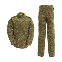 China Unisex Outdoor Hiking Suit with Custom Polyester/Cotton Jacket and Waterproof Pants for sale