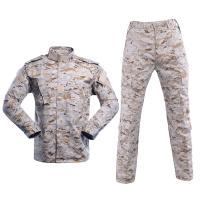 China Lightweight Outdoor Uniform for Training 0.8 kg/pc Seamless Fusing Technology for sale