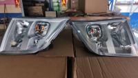 China Ford Transit Headlights 95VG13006SAA 95VG13005SAA OEM Replacement 20.5x16.5x15.5cm with 12-Month Warranty for sale