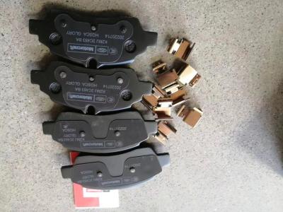 China OEM CN6C15-2K021-AA Durable Composite Brake Pad for Ford Transit V348 2.2 TDCi for sale