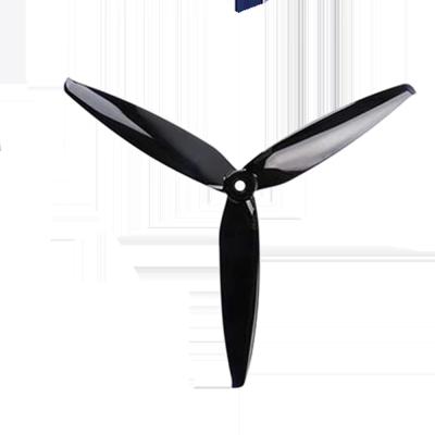 China hot sales gemfan 7040 7 inch 3-blade propeller pc black diy drone accessories for longrange cinelifters (2cw+2ccw) for sale