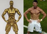 China Cristiano Ronaldo 7 Miniature Bronze Sculptures figurines 0.86KG 18.5CM for sale