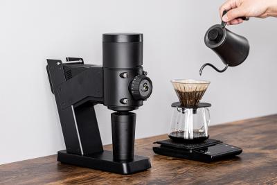China Rechargeable Coffee Bean Mill Pour Over Coffee Grinder For Outdoors for sale