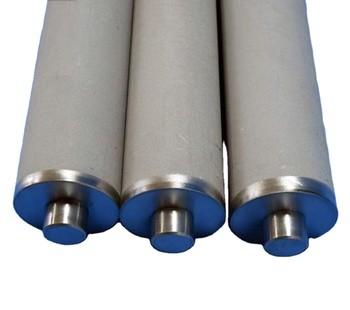 China Compact and Durable Cylindrical Ceramic Countertop Water Filter with Pore Size 1-100 Microns for sale