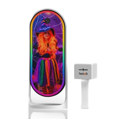 China Funsbooth 2024 Mini Retro HD Camera Photobooth with 43 Inch LCD Mirror and Instant 4x6 Inch Printing for sale