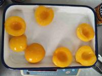 China Canned Yellow Peaches 1800g Drained Weight Light Heavy Syrup Brix 14-22 for sale