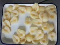 China Non-GMO Canned Pear Halves in Light Syrup 14-17 Brix 100% Fresh Bartlett Pears for sale