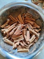 China Natural Brownish Yellow Cassia Cinnamon Long Sticks 10-20cm Authentic Herbs and Spices for sale