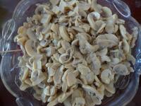China Canned Champignon Mushroom Pieces and Stems 2500g Easy Open Lid Steamed Non-GMO for sale