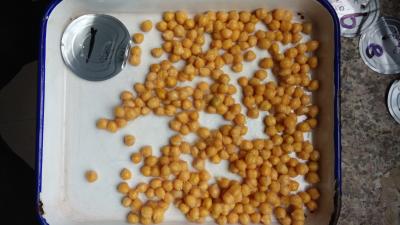 China Canned Chickpeas in Brine 425g-2840g with 3 Year Shelf Life | Easy Open Tin Design for sale
