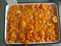 China Food Grade Canned Apricot Halves in Natural Juice 2650ml with 10-12% Brix Concentration for sale