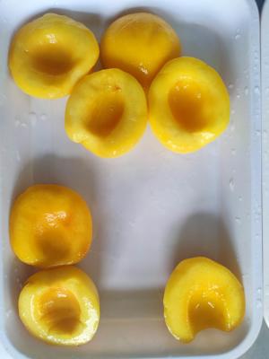 China Canned Yellow Peach in Syrup 820g Ready to Eat Shelf Stable Private Label for sale