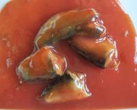 China 155g Canned Sardine Fish in Tomato Sauce with Hot Chili Pepper - 3 Year Shelf Life, Commercial Sterility for sale