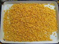 China Canned Sweet Corn Whole Kernel 400g Soft Texture Vacuum Packed Tin Can for sale