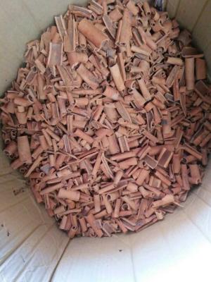 China Broken Cigarette Cassia Rounds 3-5cm Length with 13.5% Max Moisture Content - Vietnamese Herbs and Spices for sale